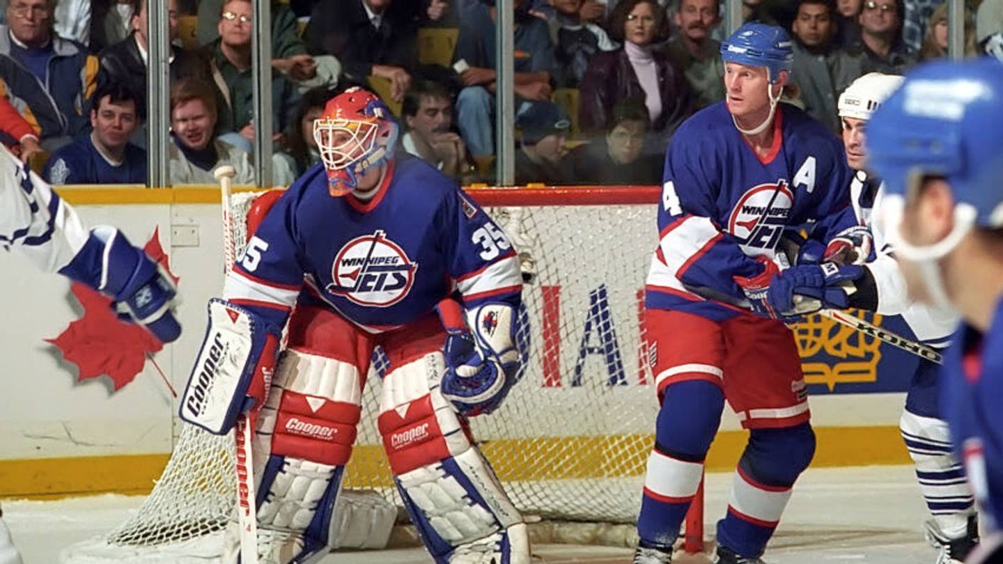 Winnipeg Jets Unveil 2022-23 Reverse Retro Jersey