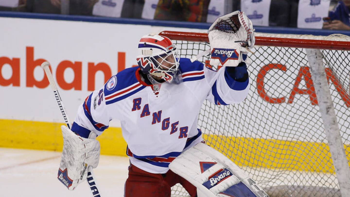 Detroit Red Wings add goalie depth to close out 2021-22 season