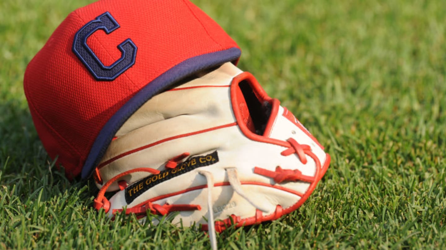 Indians Playoff History: #4) Midges!