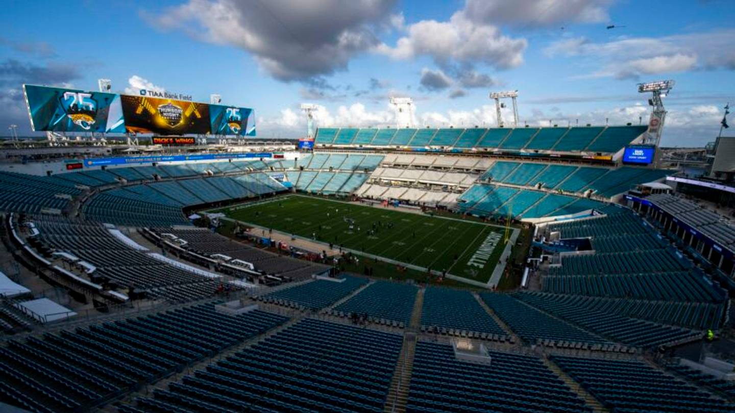 Jaguars must target Chris Peduzzi to oversee athletic department