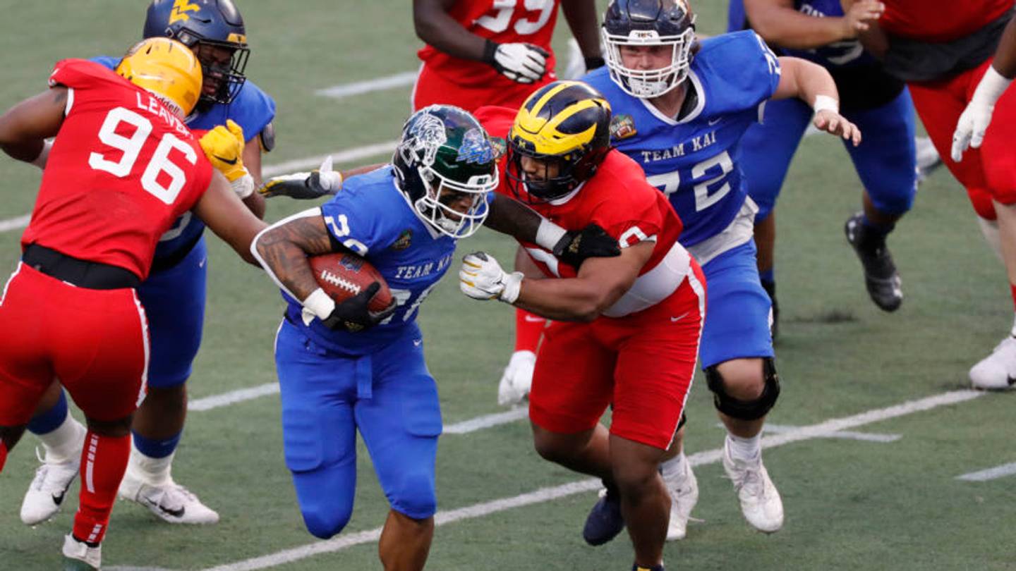 Cleveland Browns sign Charlotte grad student Tre Harbison III