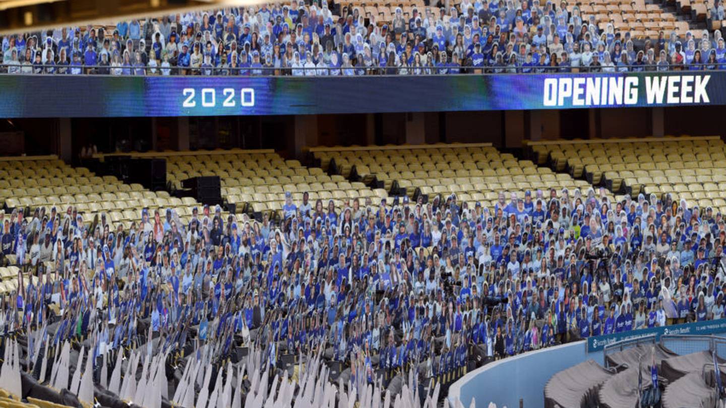 Dodgers: How to make dog and cat fan cutouts for Dodger Stadium