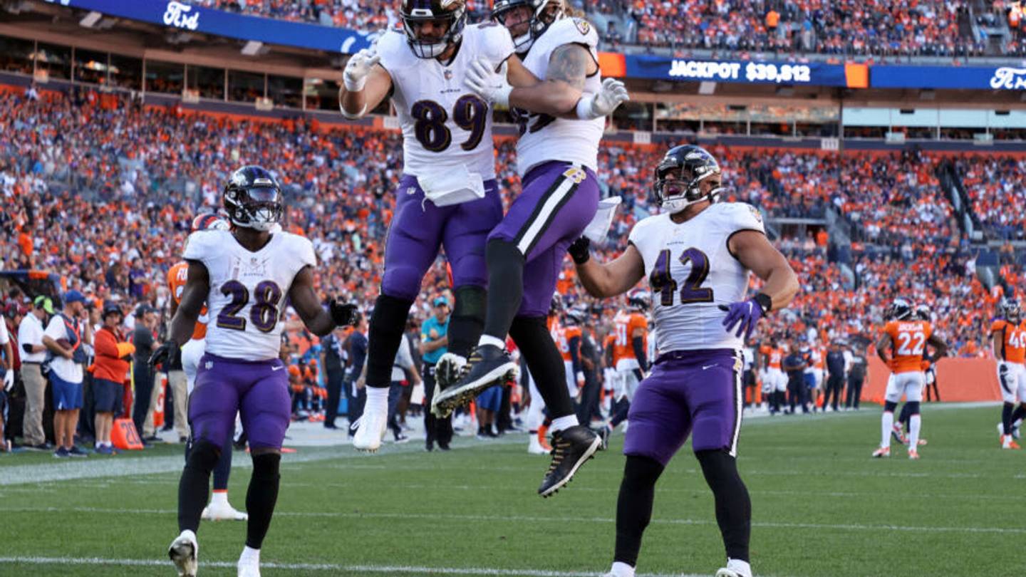 Two Ravens players make PFF’s Midseason All-Pro Team