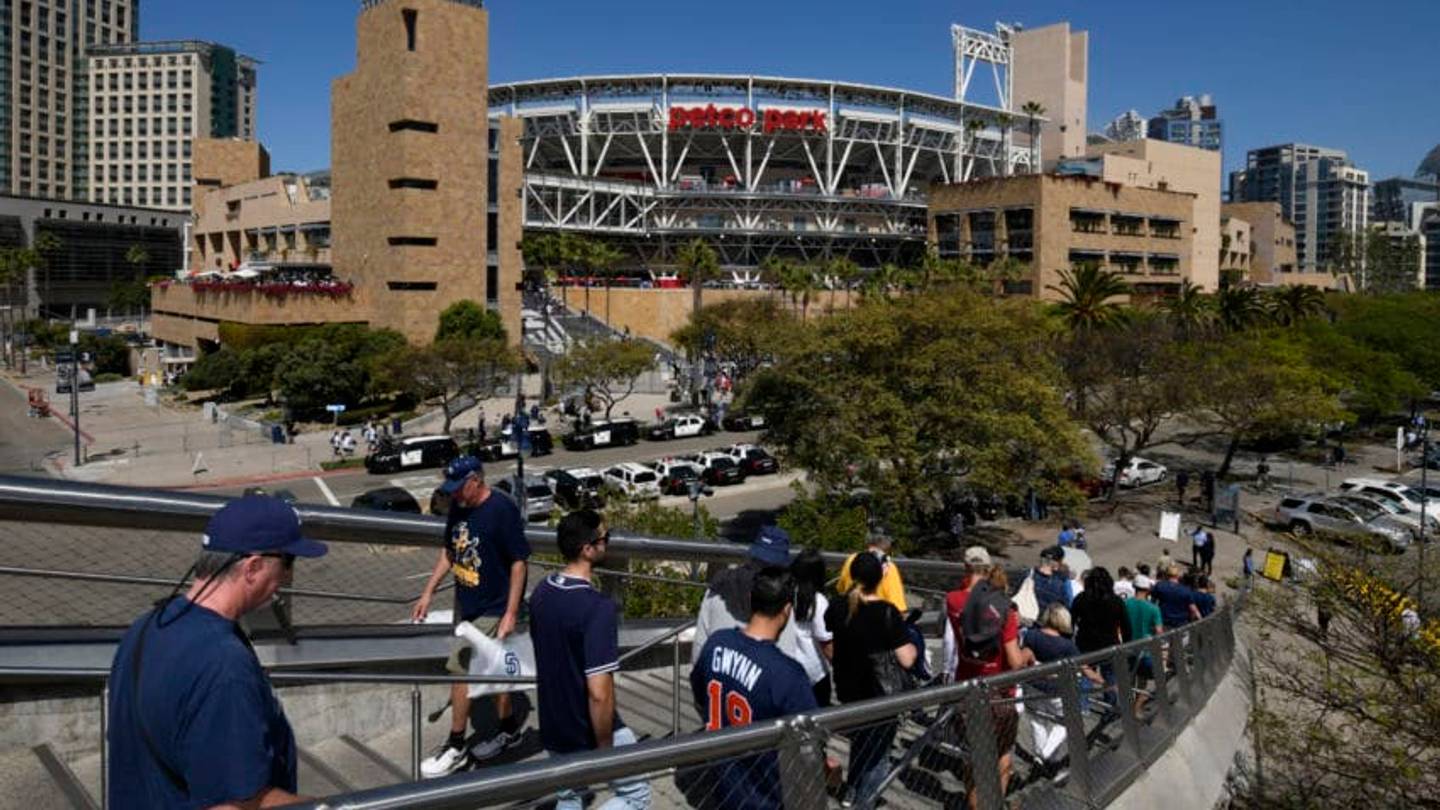 San Diego Padres: Brett Kennedy Set To Make Major League Debut