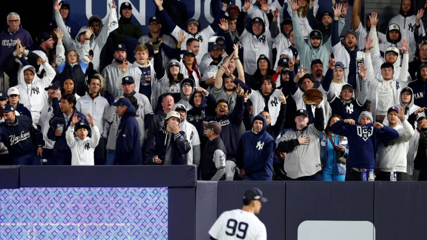 Yankees fans, Gleyber Torres trolling Josh Naylor put exclamation point ...