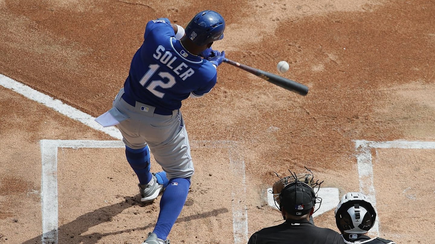 Soler, Abreu Join Tony Pérez in Cuban History Books