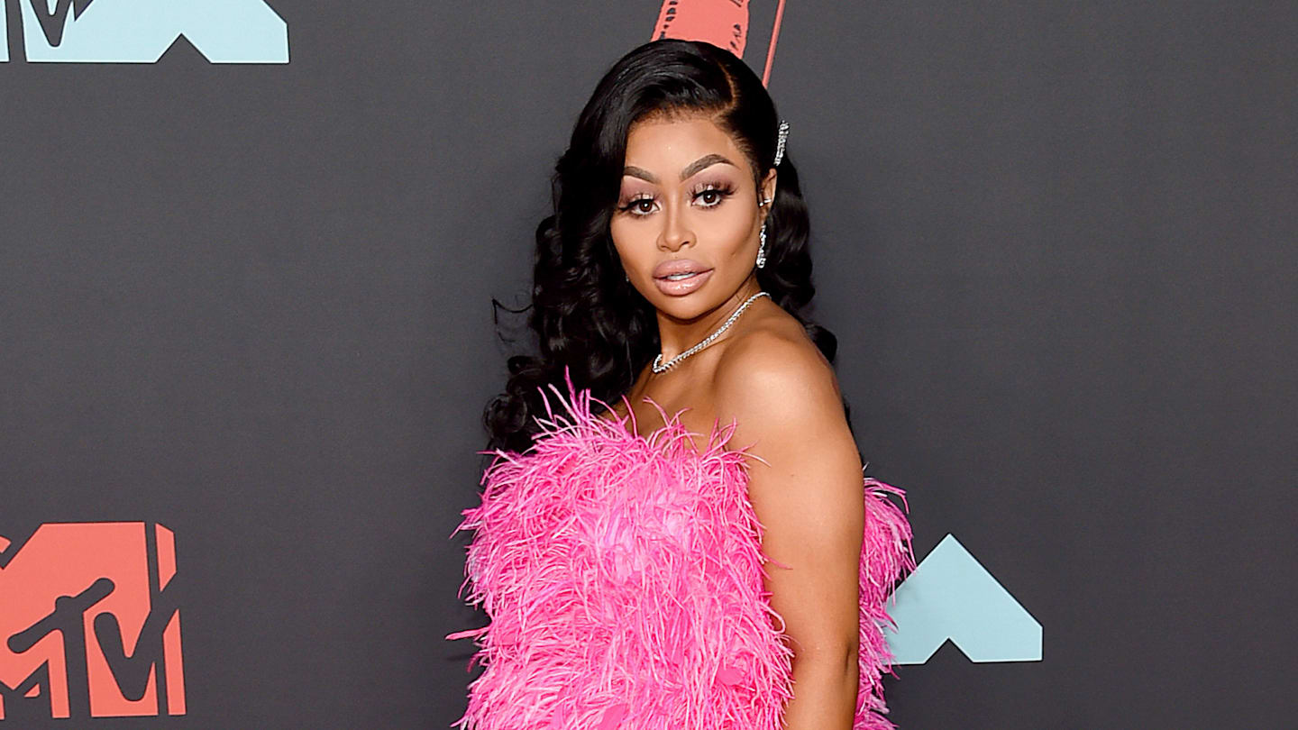 Blac Chyna Steps Out for MTV VMAs 2019 in Same Dress Kylie Jenner Wore ...