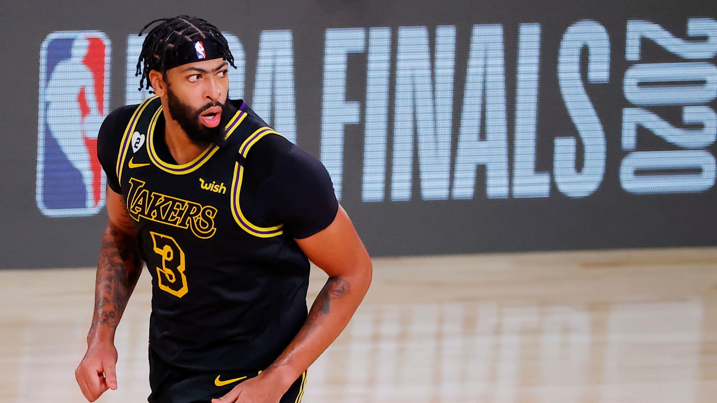 Anthony Davis Is Rising to the Occasion