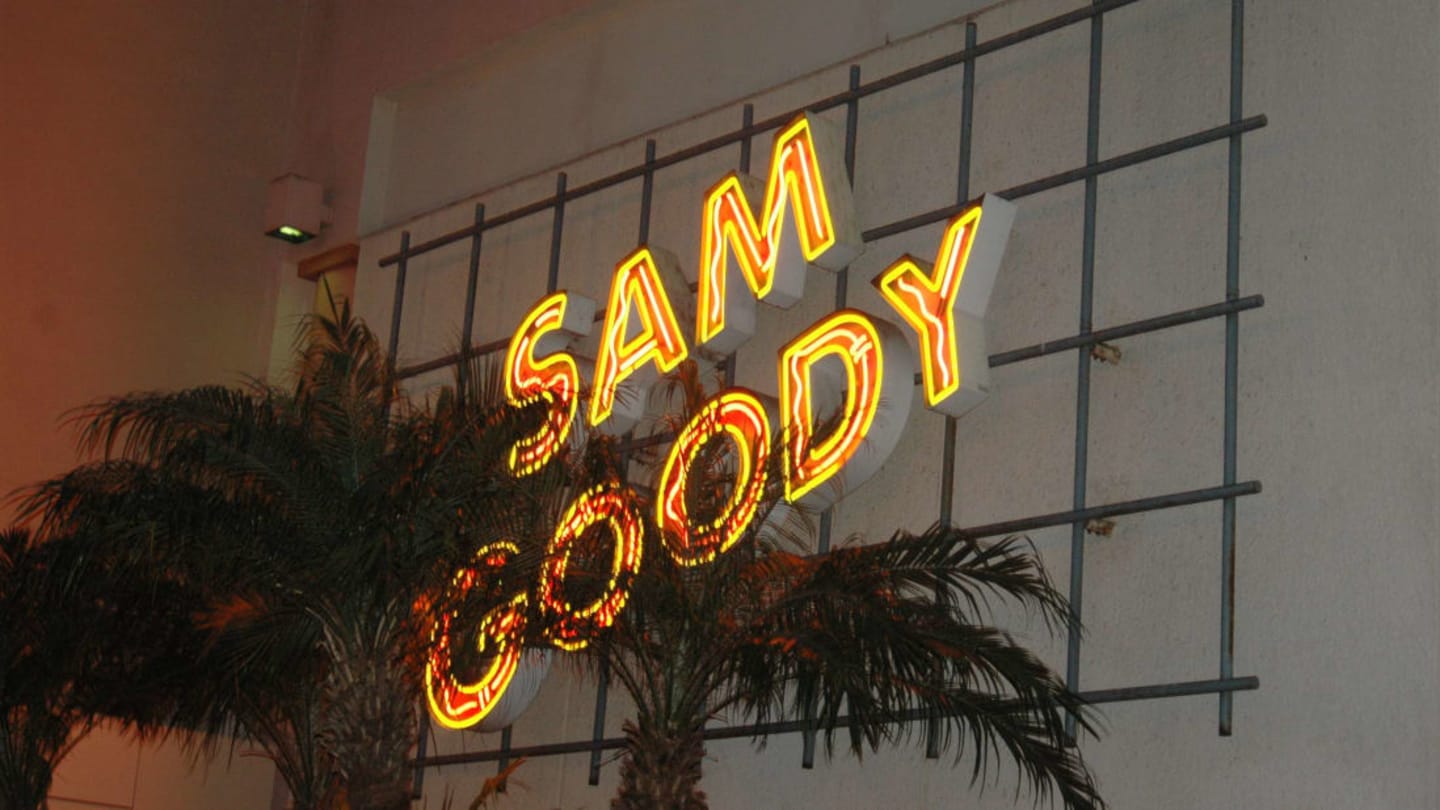 13 Things You Didn't Know About Sam Goody | Mental Floss
