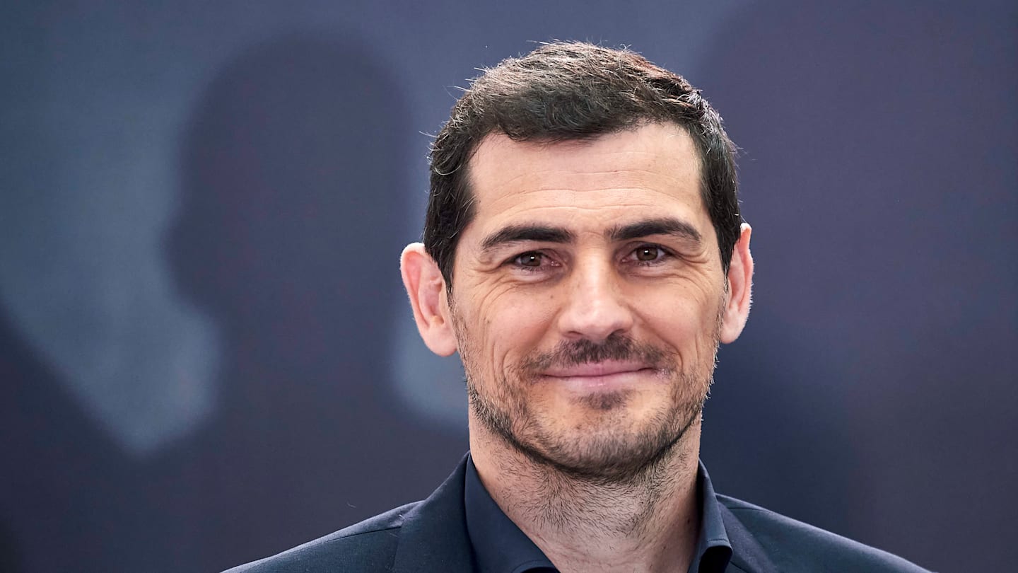 ES OFICIAL | Iker Casillas vuelve al Real Madrid