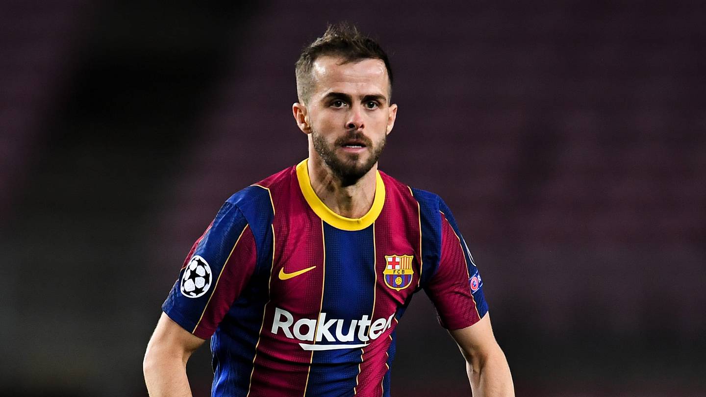 FOTO | Pjanic, nostalgia bianconera: il bosniaco giura eterno amore sui ...