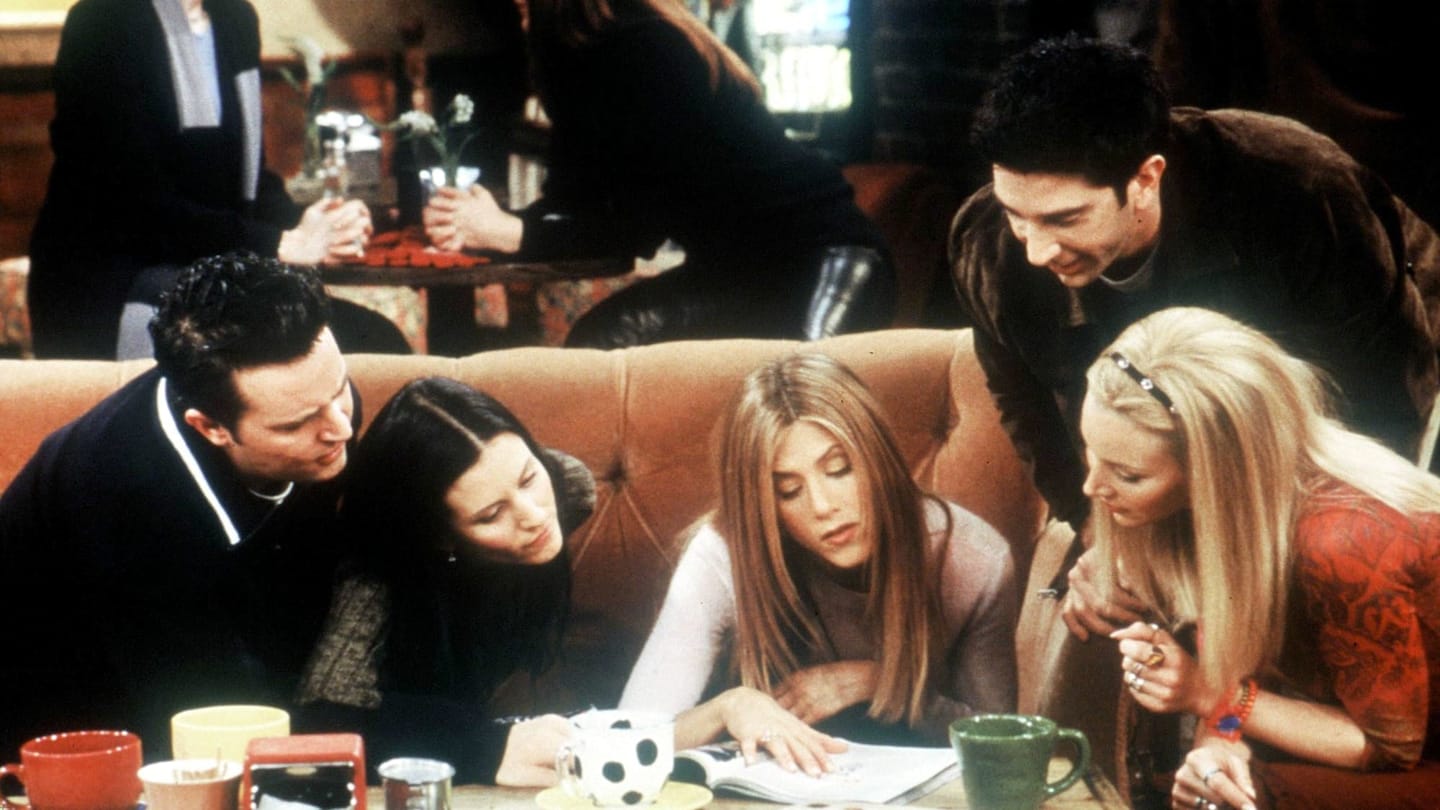 'Friends' Fan Theory Explains How Characters Always Snag Orange Couch ...