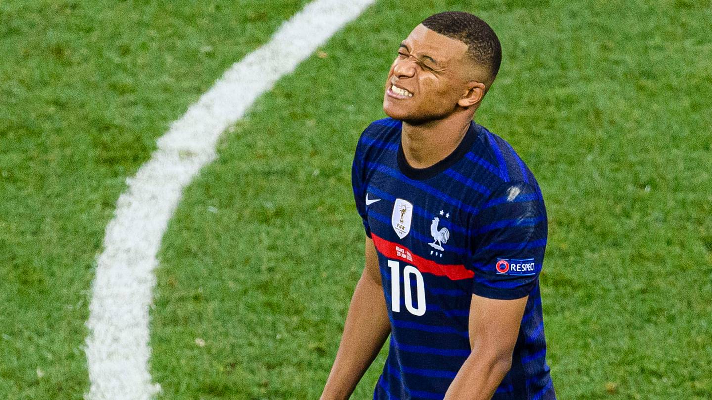 "La tristesse est immense" : Le message plein d'émotions de Kylian Mbappé