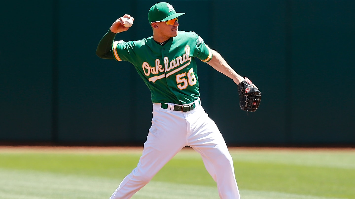 Cubs Reportedly Sign Infielder Corban Joseph