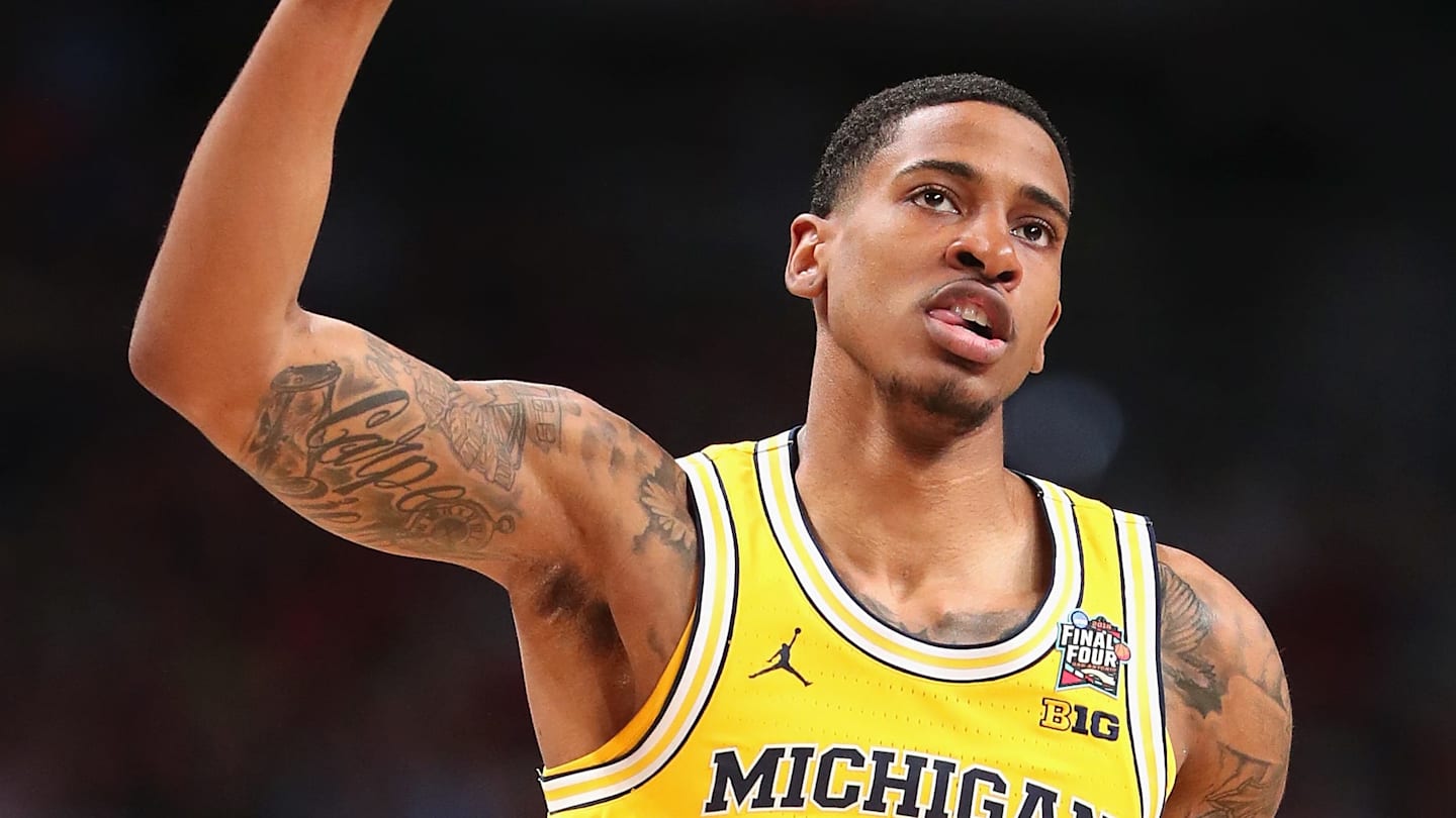 Michigan's Charles Matthews Tears ACL During Celtics Workout