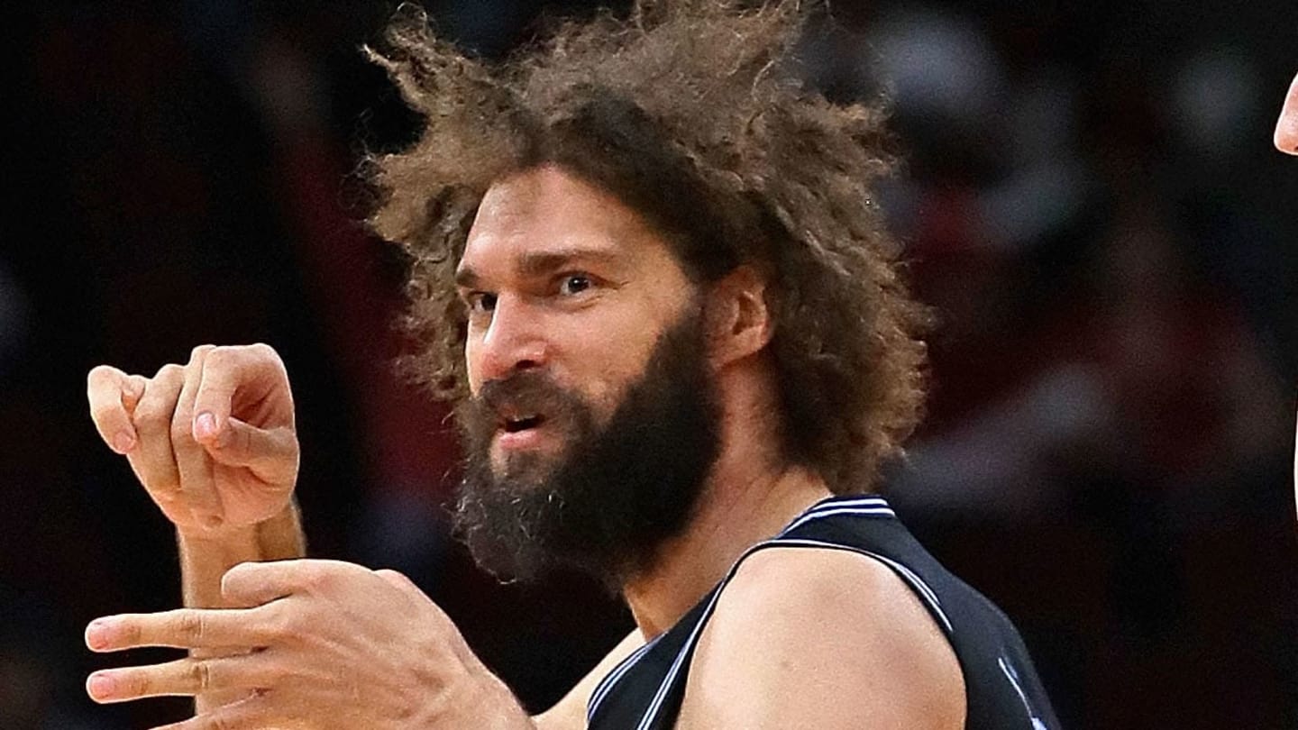 robin lopez funny