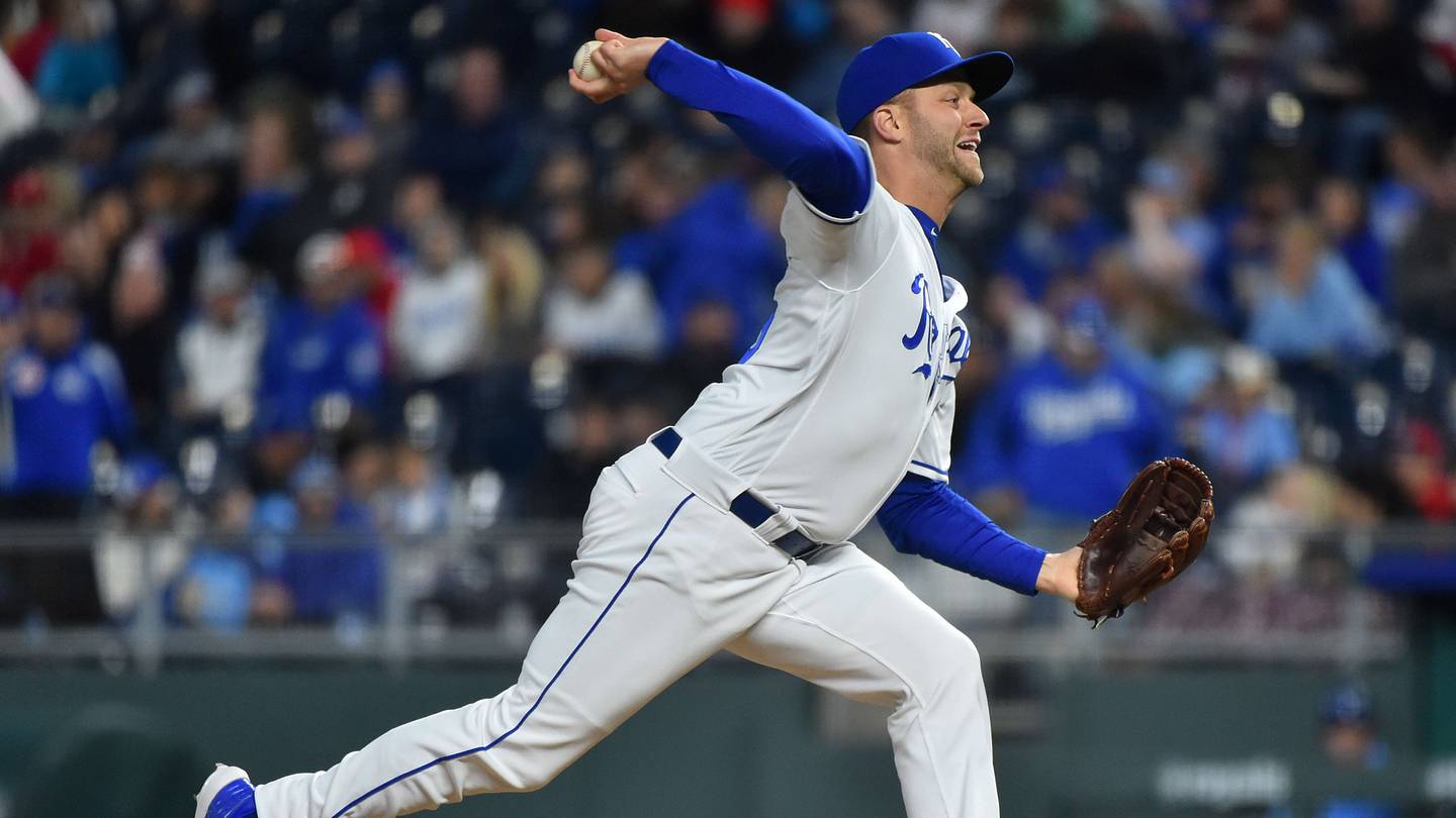 Royals DFA Potential Asset Brad Boxberger