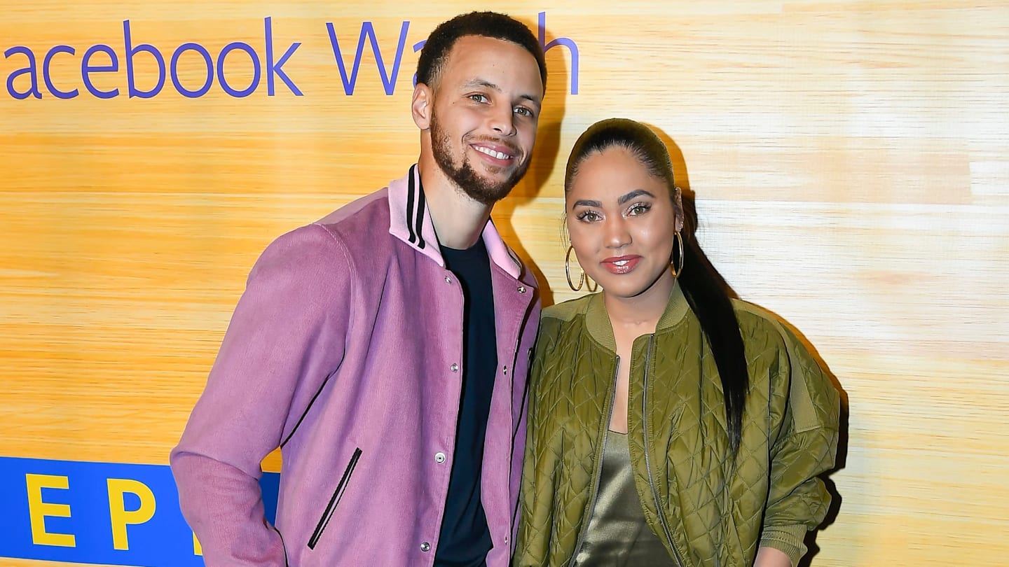 Steph Curry Was Trending on Twitter After Someone Allegedly Leaked Nude ...
