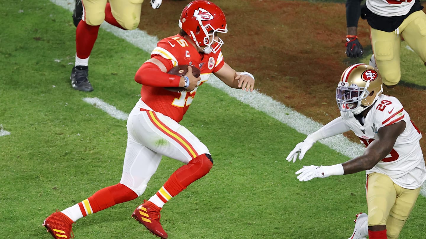 Patrick Mahomes is First Touchdown Scorer in 49ers vs Chiefs Super Bowl 54