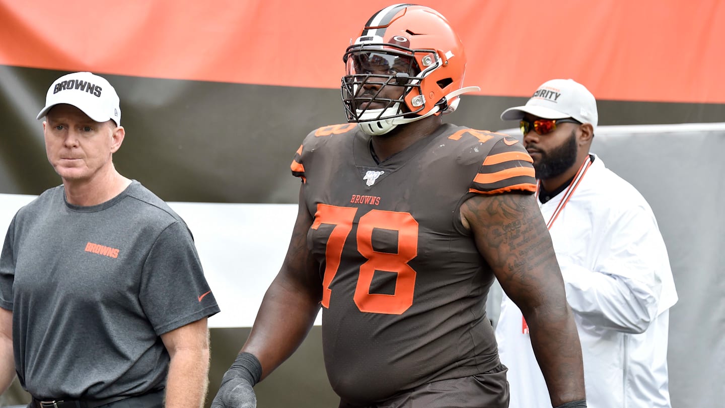 Former Browns OL Greg Robinson Reportedly Arrested at the Border for ...