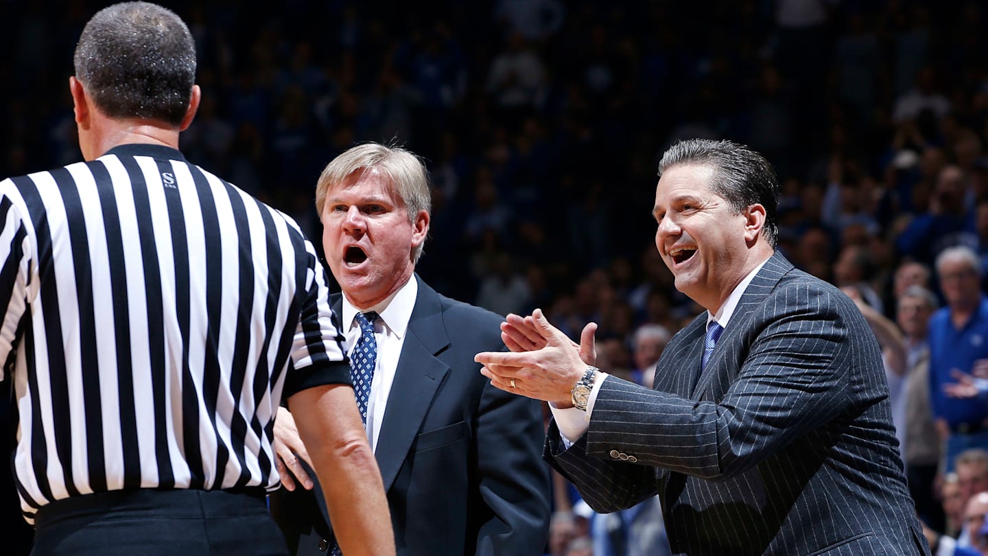 Kentucky Assistant John Robic Apparently Called Official Scorer in ...