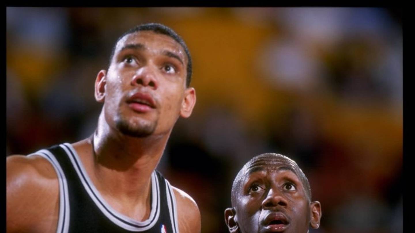 San Antonio Spurs History: Tim Duncan makes his NBA Debut on Halloween