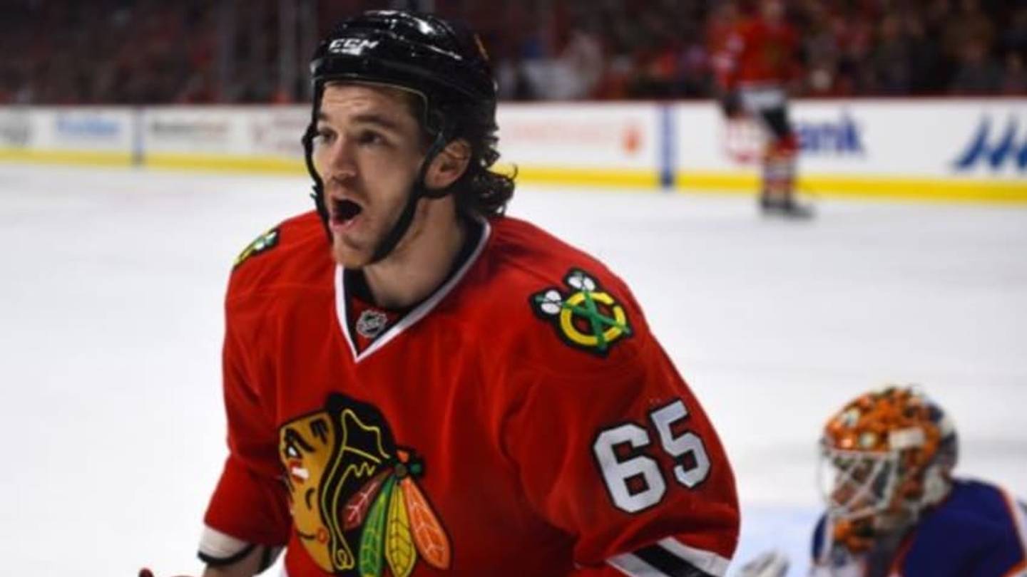Chicago Blackhawks’ Andrew Shaw Deal Makes Sense