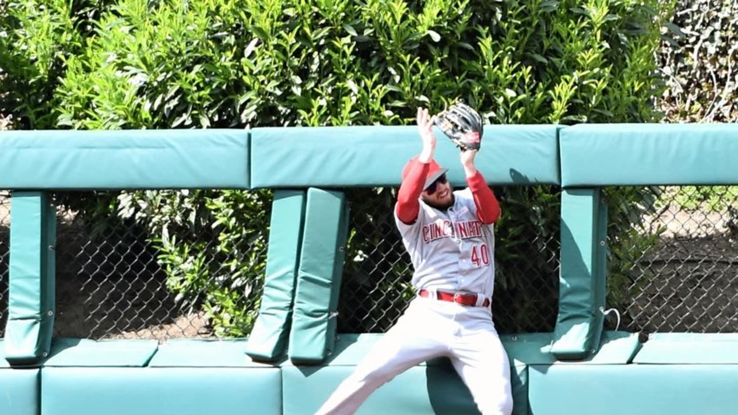 Cincinnati Reds search for back-up outfielder in house and beyond