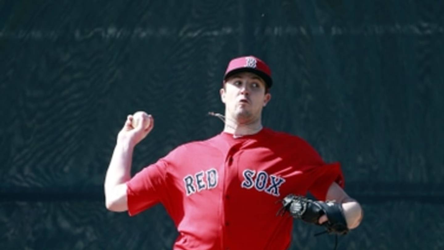 Red Sox Carson Smith will start the season on the DL