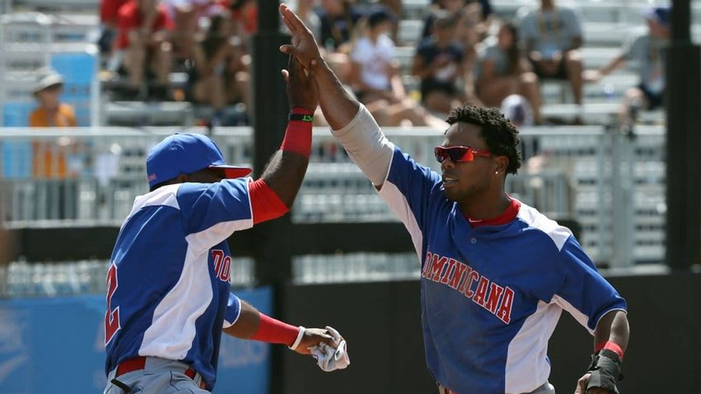Red Sox: Who is Aneury Tavarez?