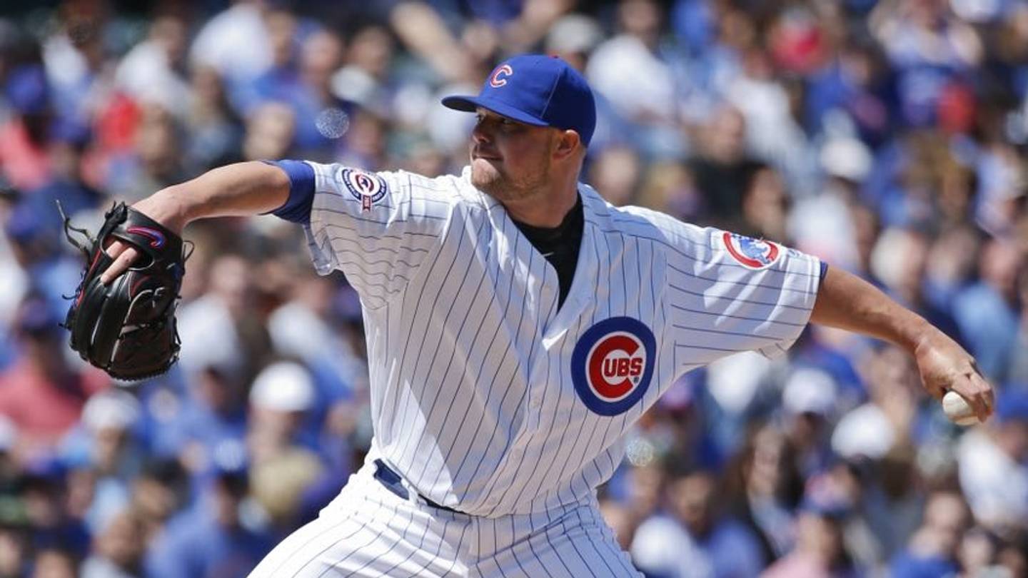Chicago Cubs: Jon Lester looking more comfortable in year two