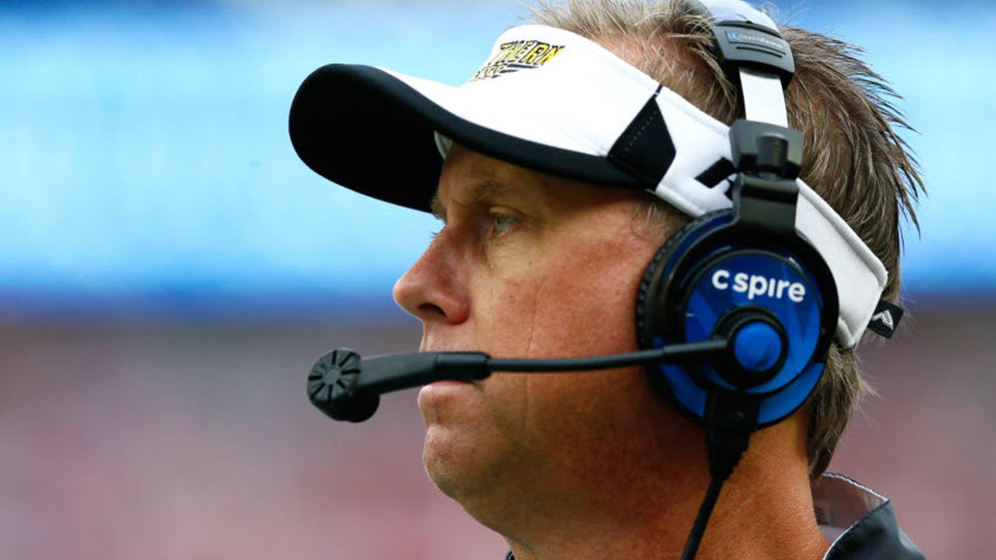 Cleveland Browns: Coaching staff a home run on paper