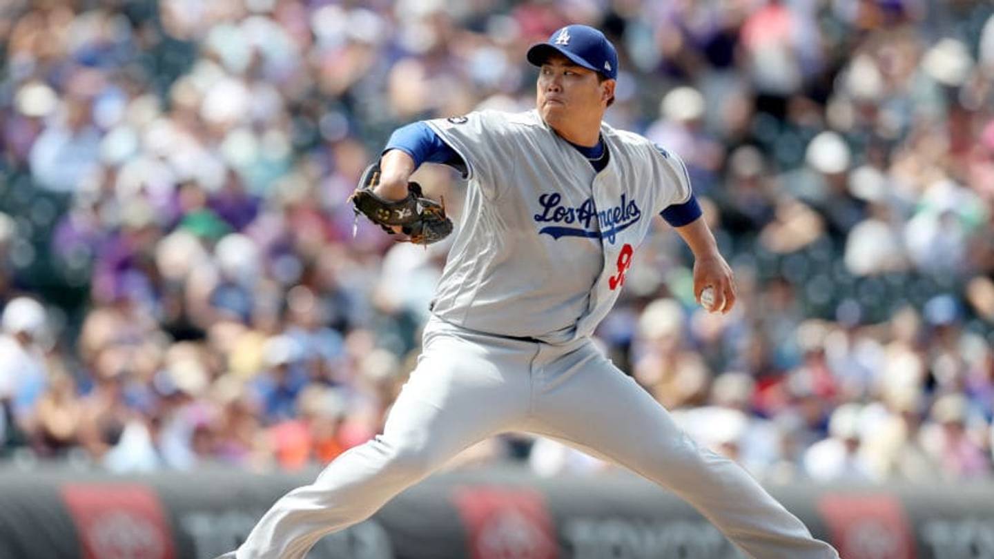 Dodgers place Hyun-Jin Ryu on IL in flurry of roster moves