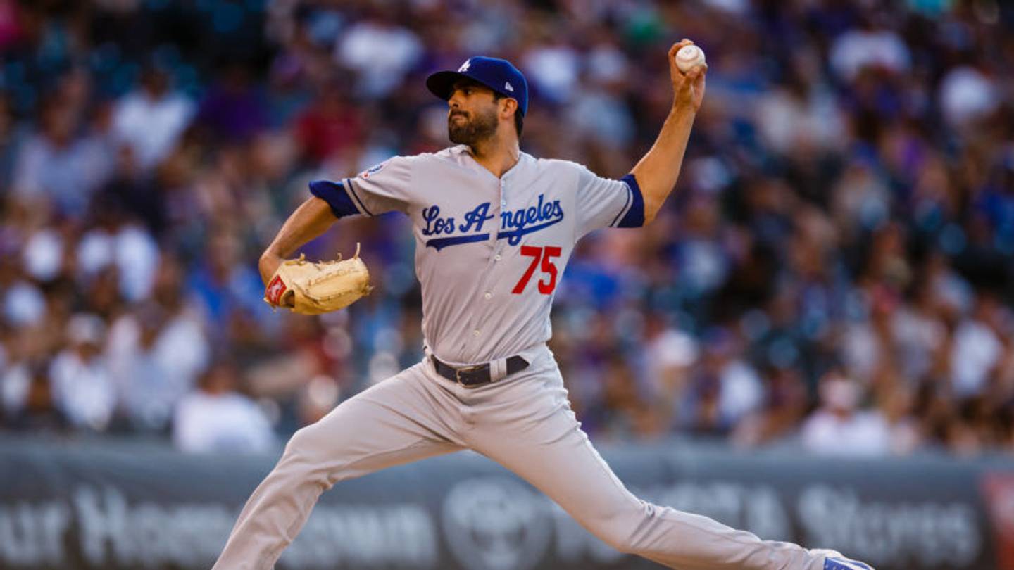 Dodgers: Scott Alexander is Grounding Into Form as a Setup Reliever