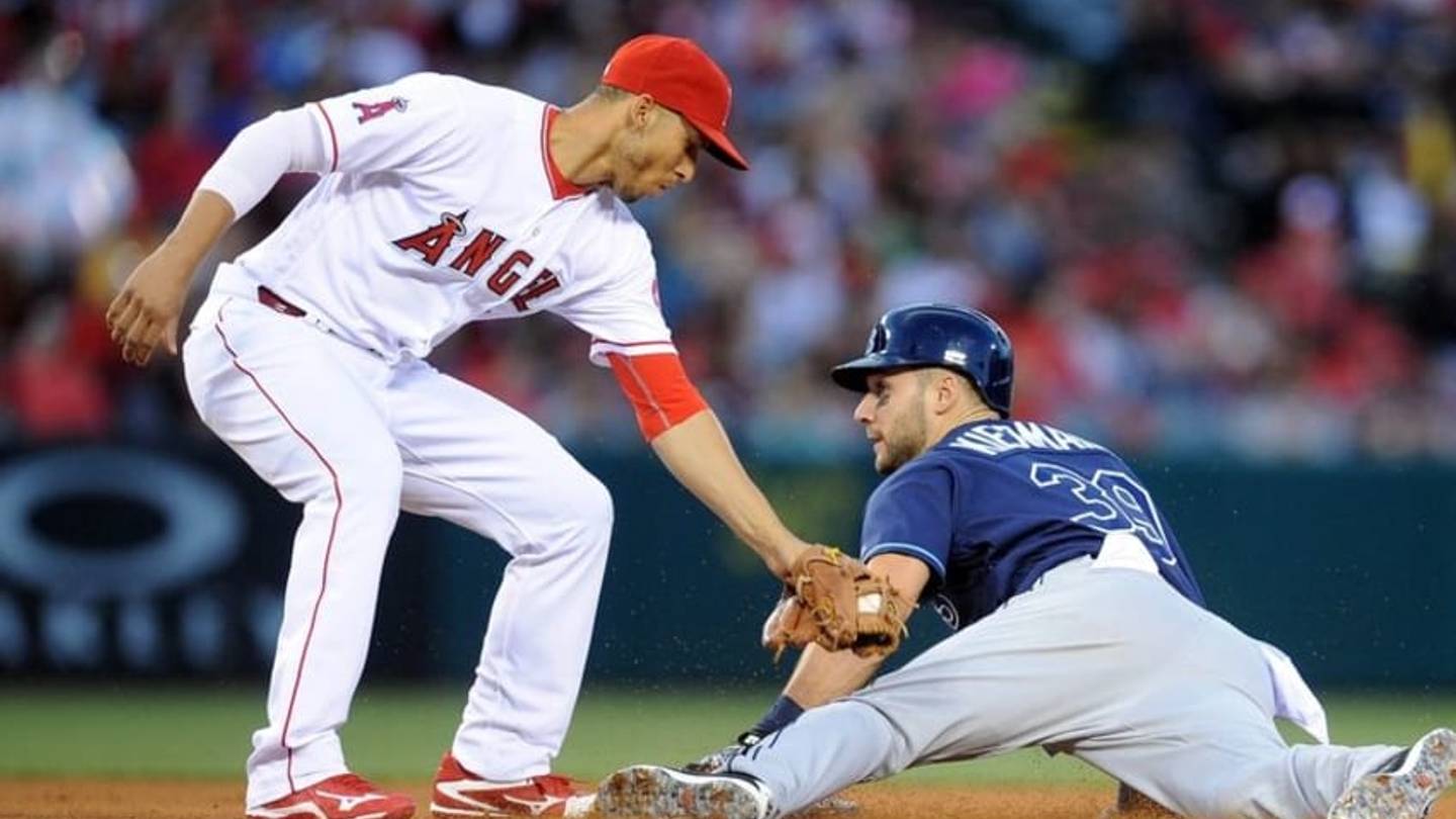 Los Angeles Angels News & Notes: 2016 #1pick signs