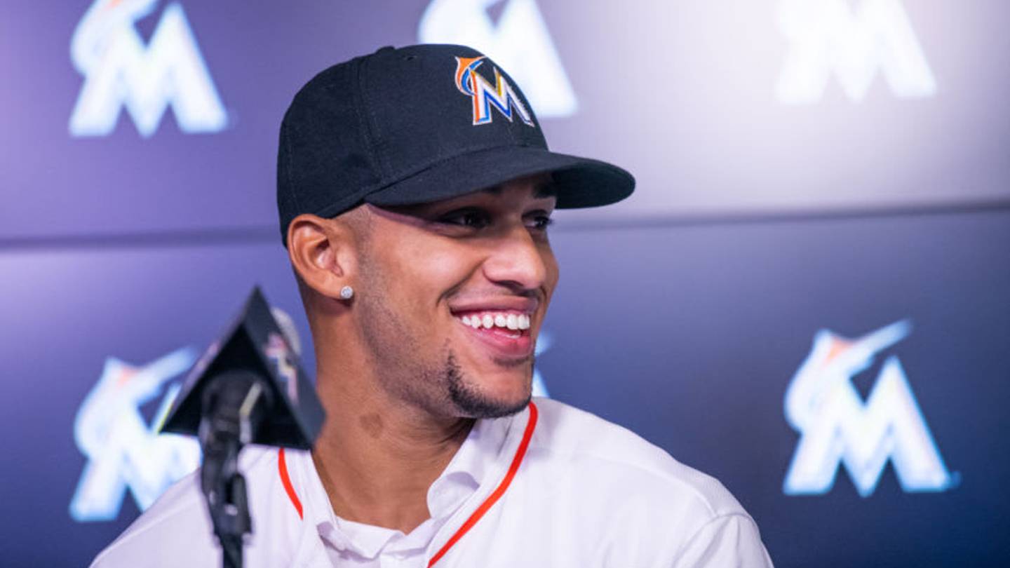 Marlins prospects show off talents at hitting camp in Jupiter
