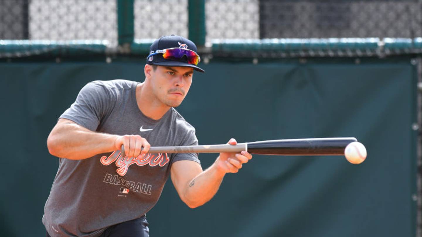 Detroit Tigers cut Jake Robson, option Beau Burrows to Toledo