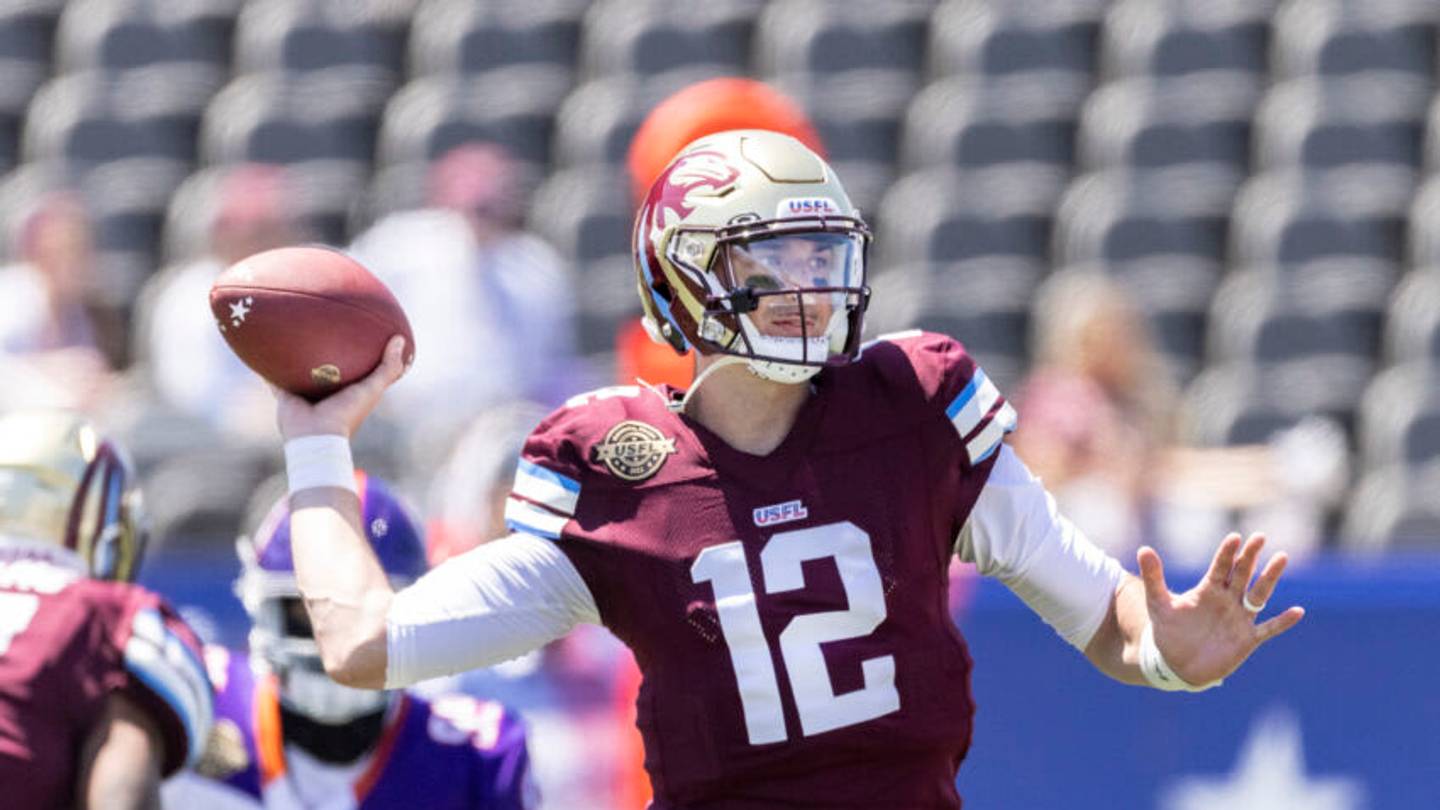 Former Denver Broncos top pick Paxton Lynch shines in USFL