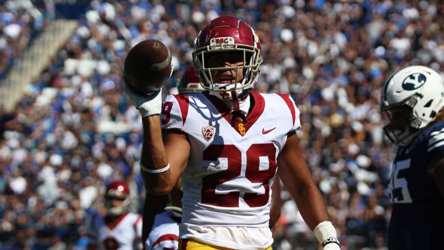 USC football injury report: Vavae Malepeai to have surgery