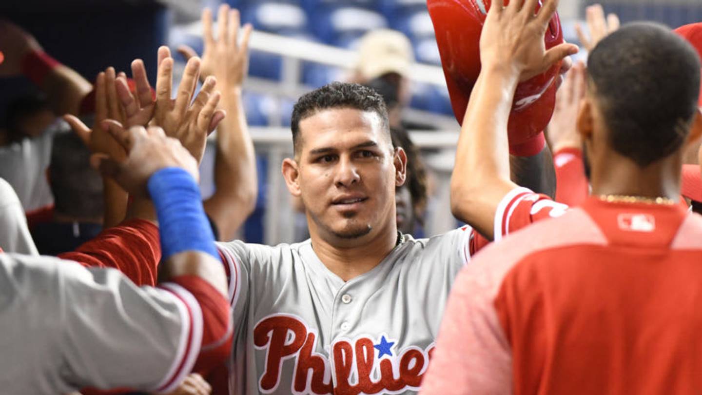 Former Phillies catcher Wilson Ramos signs with rival Mets