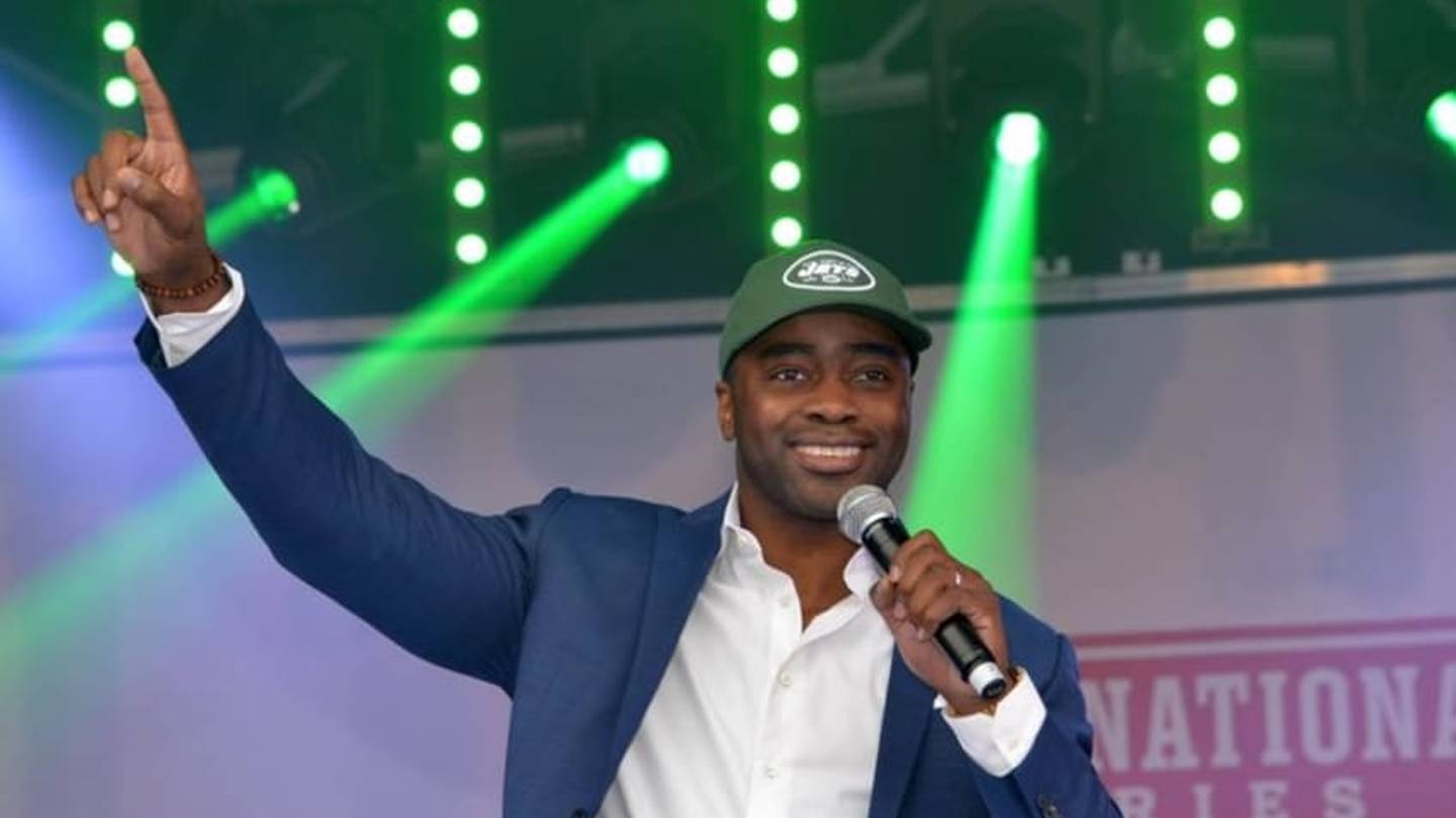Exclusive interview with Curtis Martin