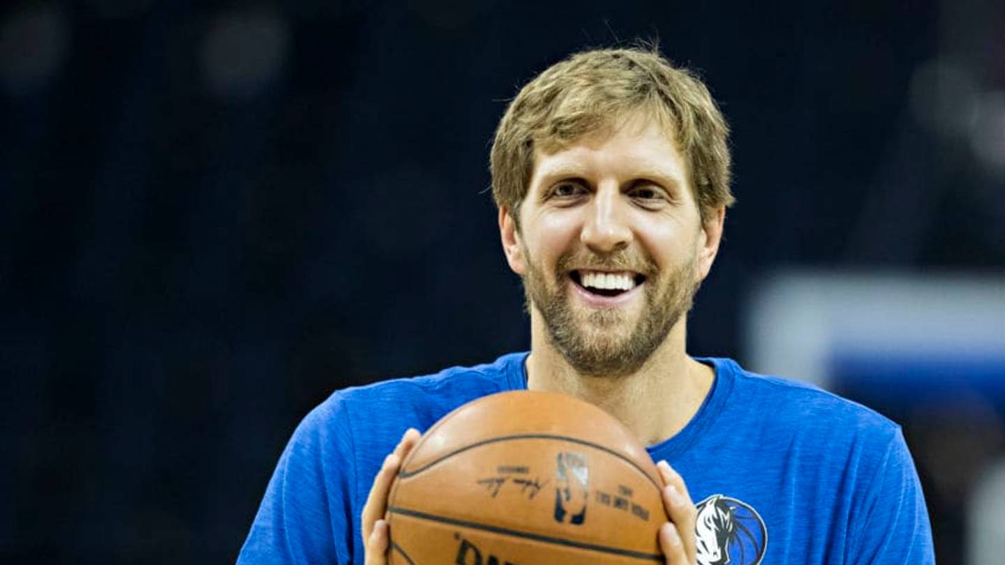 Dallas Mavericks: A Dirk Nowitzki dunk package fans cannot miss
