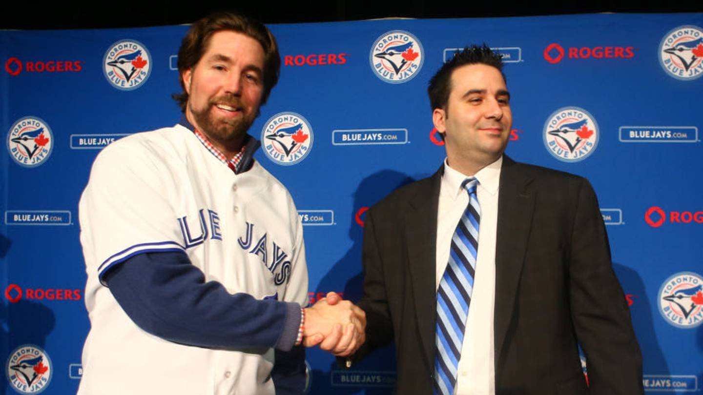 Atlanta Braves hired Alex Anthopoulos to head their new front office