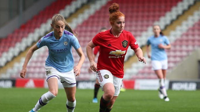 Man Utd Women Agree Contract Extension With Key Defender Martha Harris