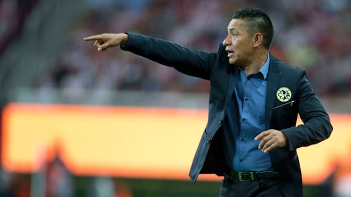 Ignacio Ambriz no estuvo a la altura de un club como el América