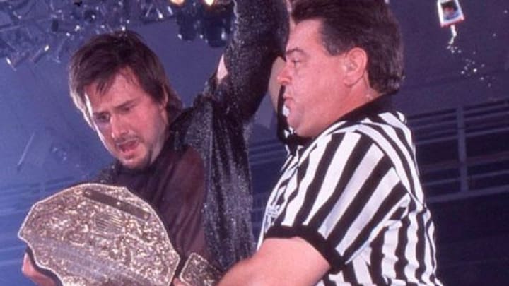 wwe title changes 2000