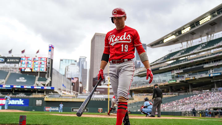 Cincinnati Reds: Free agent options to platoon with Joey Votto at first ...