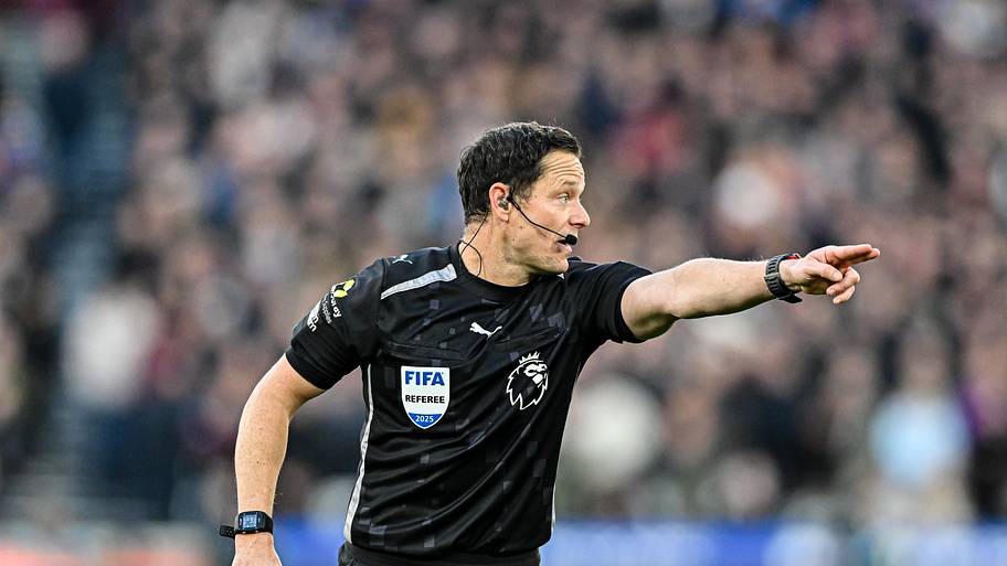 Leeds vs Chelsea: Who is the referee and VAR for the Premier League ...