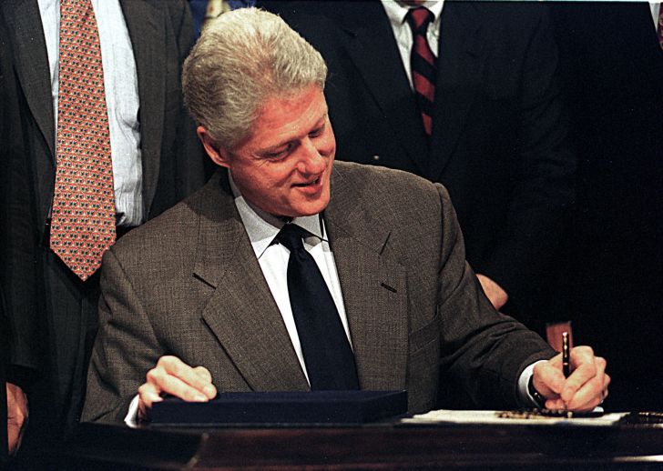 Bill Clinton Biography & Facts: Impeachment, Presidency, and Painting Bill Clinton Biography & Facts: Impeachment, Presidency, and Painting