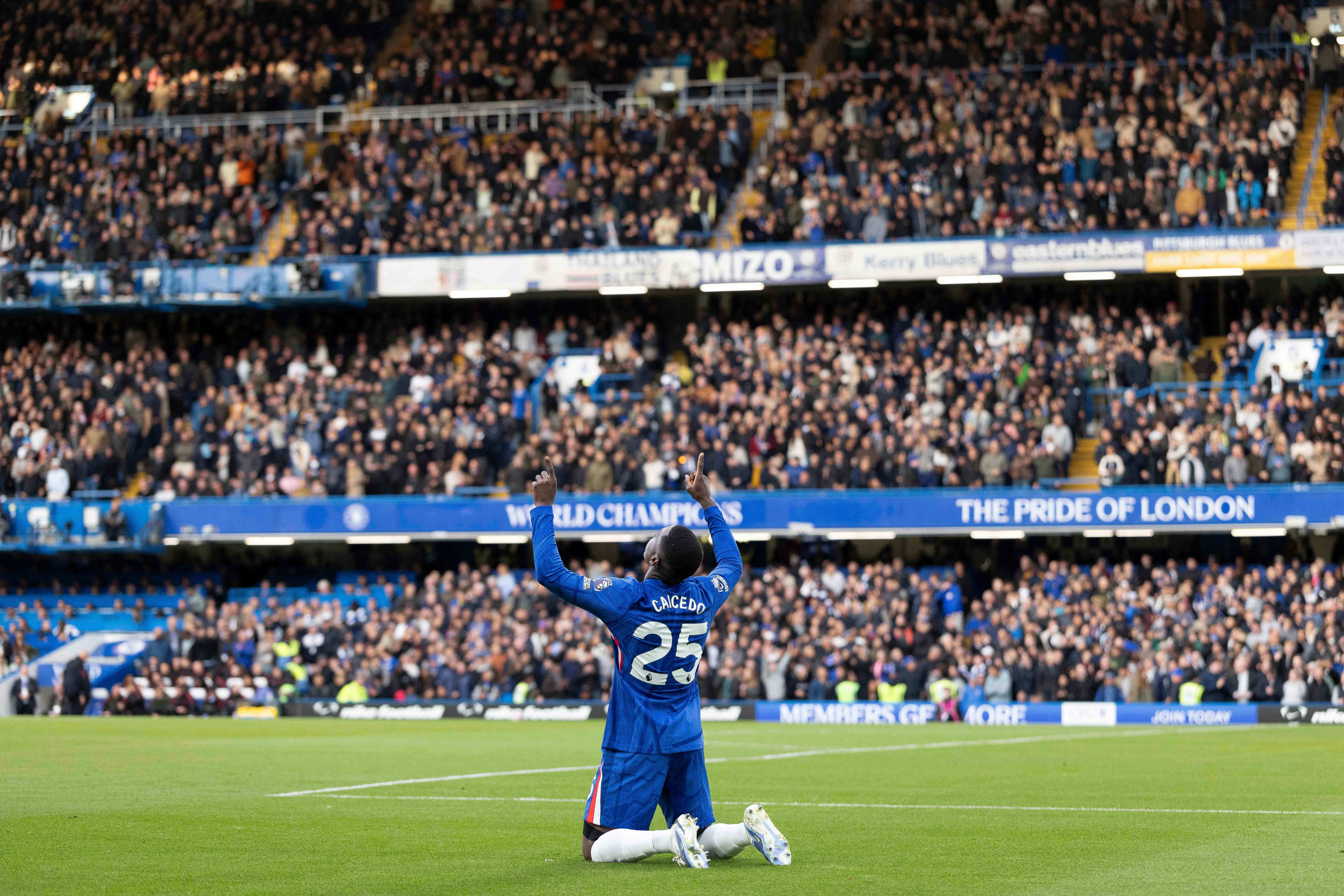 moises sierra contract